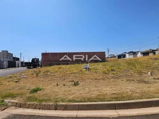 Terreno / Lote para Venda em Araraquara/SP Jardim Indaiá