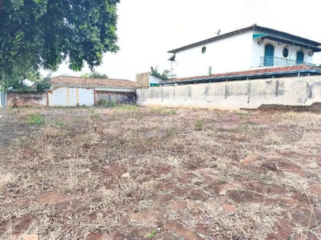 Terreno / Lote para Venda em Araraquara/SP Jardim Primavera