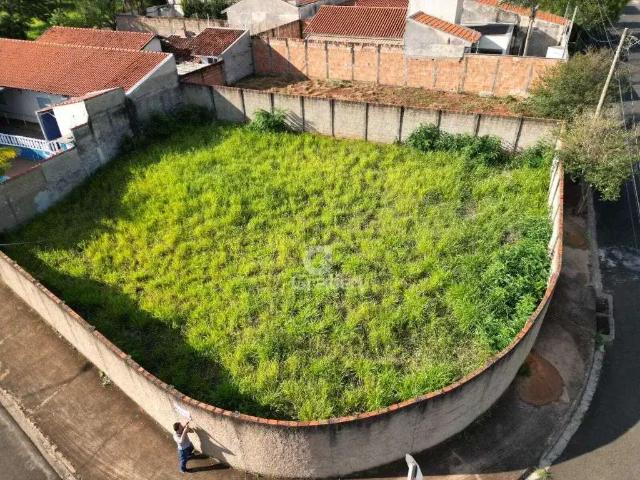 Terreno / Lote para Venda em Araraquara/SP Jardim Serra Azul