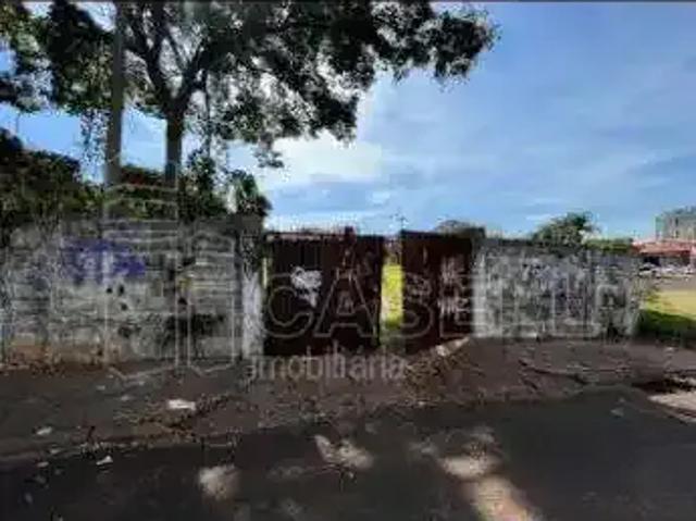 Terreno / Lote para Venda em Araraquara/SP São José