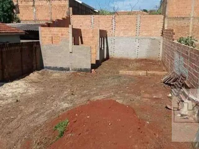 Terreno / Lote para Venda em Araraquara/SP Parque Gramado Vila Xavier