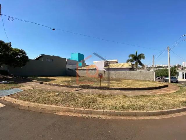 Terreno / Lote para Venda em Araraquara/SP Residencial Ravena