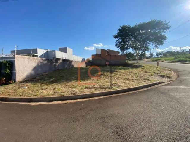 Terreno / Lote para Venda em Araraquara/SP Residencial Ravena