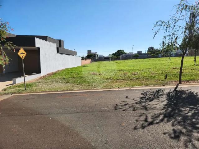 Terreno / Lote para Venda em Araraquara/SP Residencial Volpi