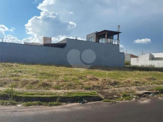 Terreno / Lote para Venda em Araraquara/SP Residencial Vista do Horto