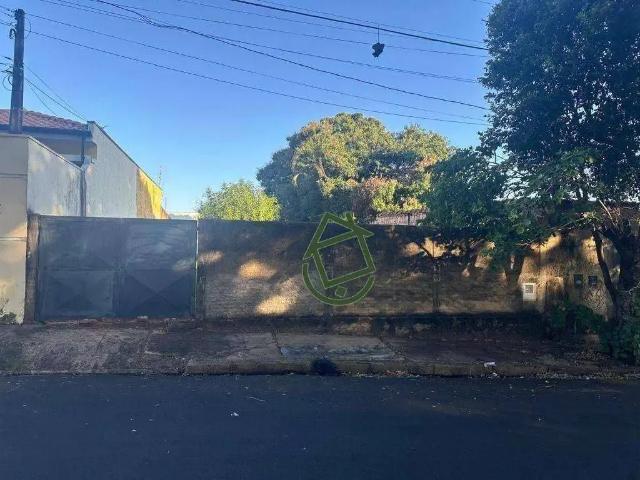 Terreno / Lote para Venda em Araraquara/SP Vila Xavier Vila Xavier