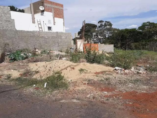 Terreno / Lote para Venda em Araraquara/SP Vila Yamada