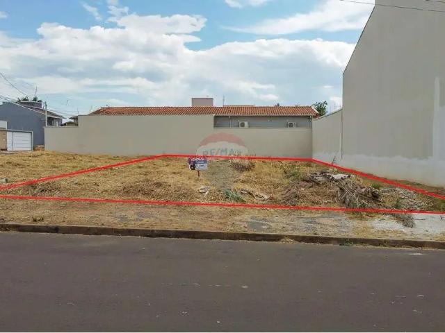 Terreno / Lote para Venda em Araras/SP Jardim Universitário