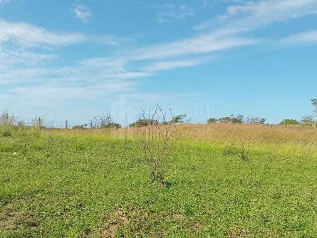 Terreno / Lote para Venda em Araruama/RJ Morro Grande