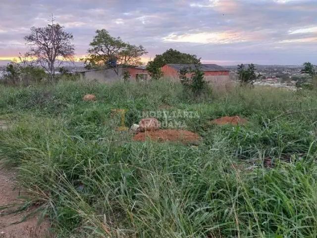 Terreno / Lote para Venda em Araruama/RJ Bananeiras