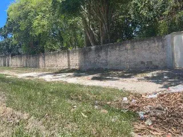 Terreno / Lote para Venda em Araruama/RJ Itatiquara