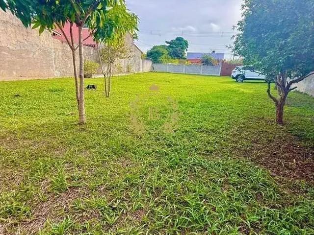 Terreno / Lote para Venda em Araruama/RJ Parati