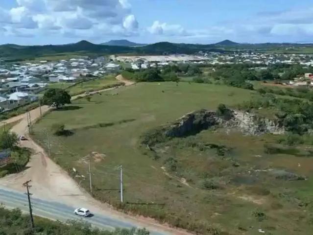 Terreno / Lote para Venda em Araruama/RJ Picada