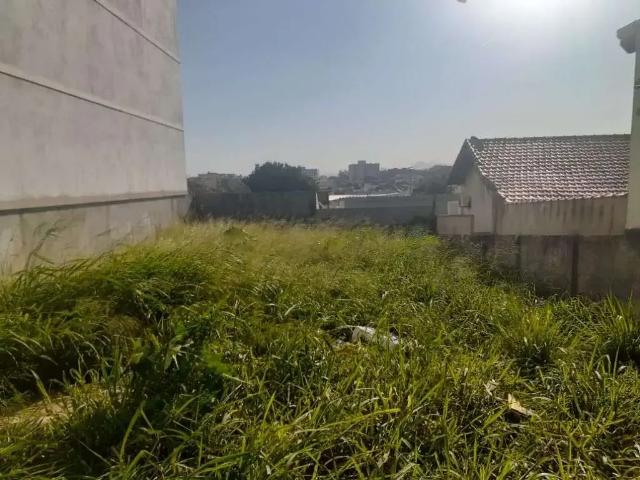 Terreno / Lote para Venda em Araruama/RJ Vila Capri