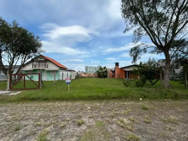 Terreno / Lote para Venda em Arroio do Sal/RS Praia Torres Sul