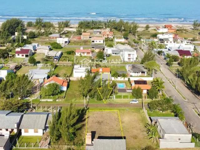 Terreno / Lote para Venda em Arroio do Sal/RS Praia Torres Sul
