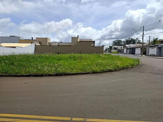 Terreno / Lote para Venda em Artur Nogueira/SP Rota das Flores