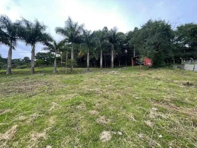 Terreno / Lote para Venda em Arujá/SP Centro