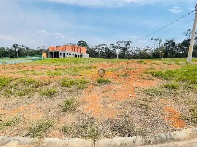Terreno / Lote para Venda em Arujá/SP Centro