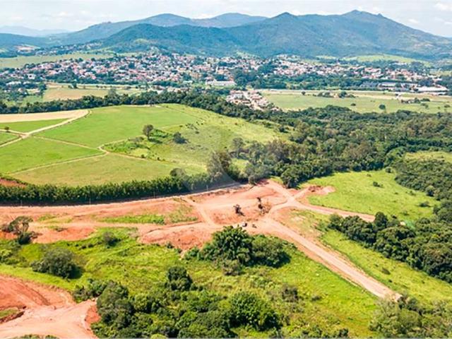 Terreno / Lote para Venda em Atibaia/SP Cachoeira