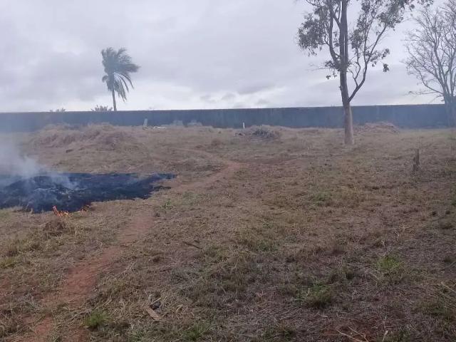 Terreno / Lote para Venda em Atibaia/SP Chácaras Fernão Dias