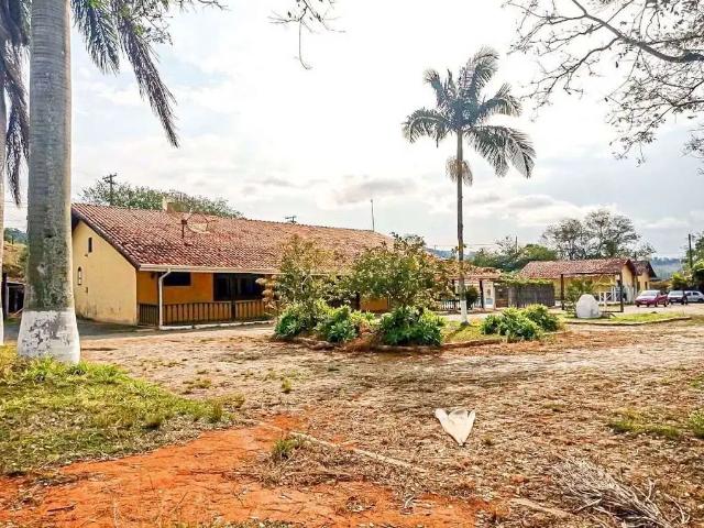 Terreno / Lote para Venda em Atibaia/SP Chácaras Fernão Dias