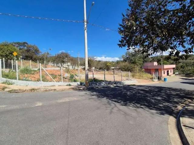 Terreno / Lote para Venda em Atibaia/SP Cidade Satélite