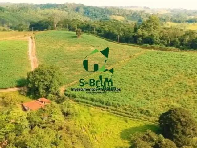 Terreno / Lote para Venda em Atibaia/SP Iara