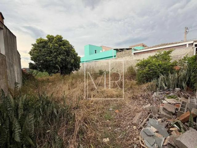 Terreno / Lote para Venda em Atibaia/SP Jardim dos Pinheiros