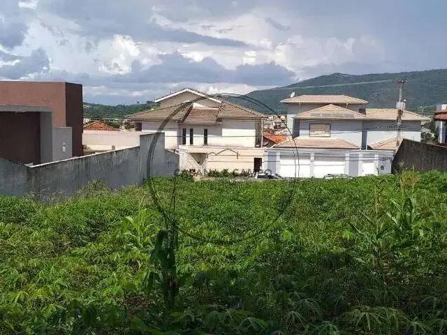Terreno / Lote para Venda em Atibaia/SP Jardim Paulista