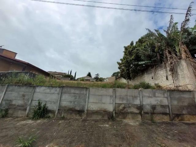 Terreno / Lote para Venda em Atibaia/SP Jardim Siriema