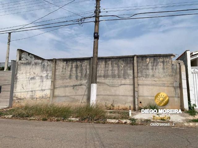 Terreno / Lote para Venda em Atibaia/SP Loteamento Loanda