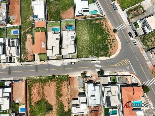 Terreno / Lote para Venda em Atibaia/SP Loteamento Parque Residencial Serras de Atibaia II