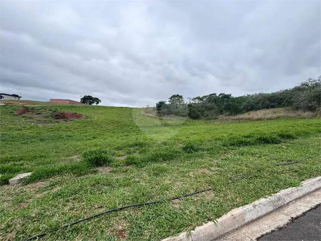 Terreno / Lote para Venda em Atibaia/SP Laranja Azeda