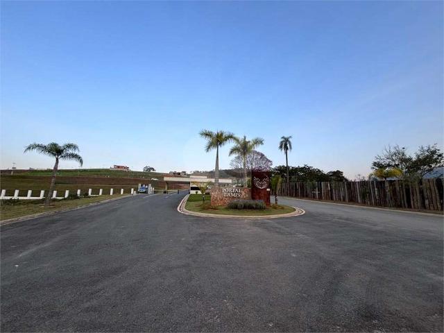 Terreno / Lote para Venda em Atibaia/SP Laranja Azeda