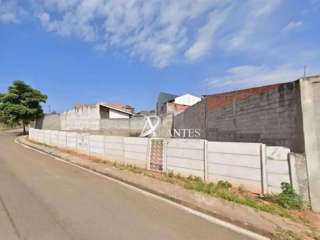 Terreno / Lote para Venda em Atibaia/SP Nova Cerejeira