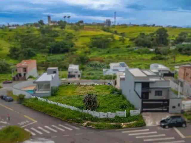 Terreno / Lote para Venda em Atibaia/SP Nova Cerejeira