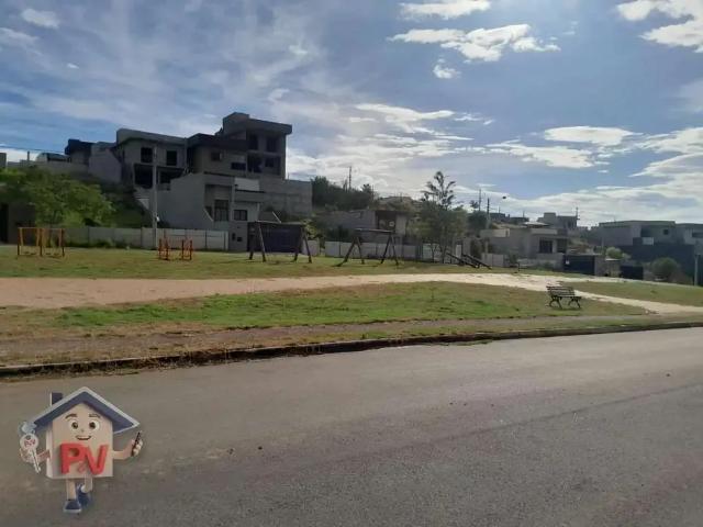 Terreno / Lote para Venda em Atibaia/SP Nova Cerejeira