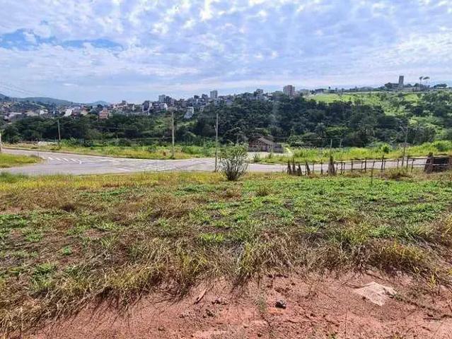 Terreno / Lote para Venda em Atibaia/SP Nova Cerejeira