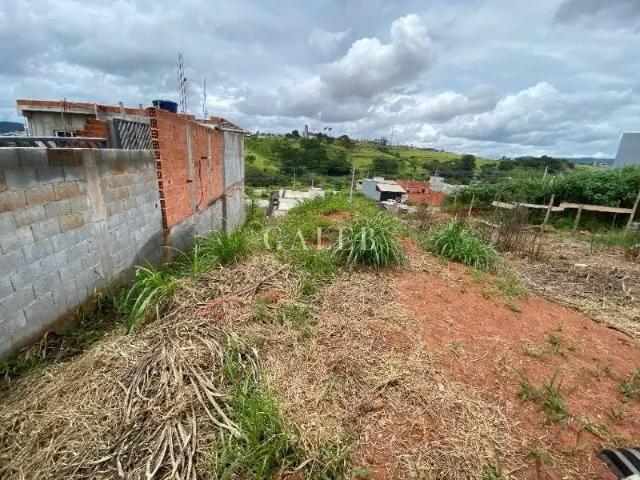 Terreno / Lote para Venda em Atibaia/SP Nova Cerejeira