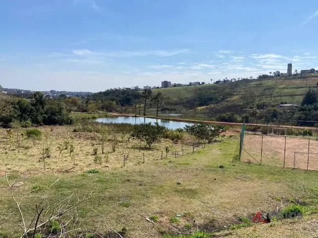 Terreno / Lote para Venda em Atibaia/SP Nova Cerejeira