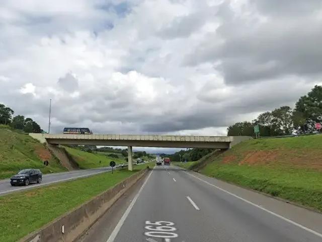 Terreno / Lote para Venda em Atibaia/SP Parque Rio Abaixo