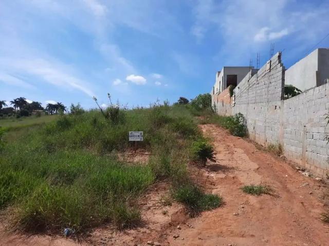 Terreno / Lote para Venda em Atibaia/SP Pinheirinho
