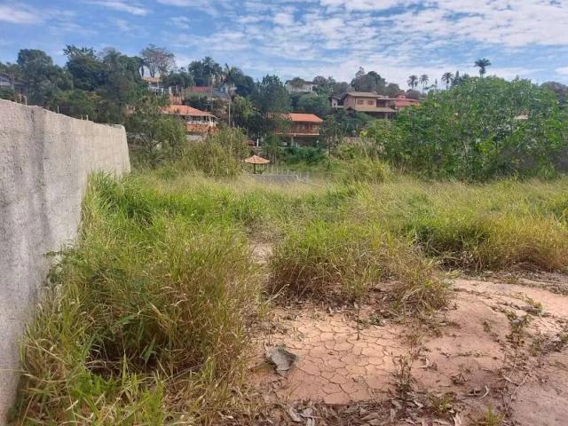 Terreno / Lote para Venda em Atibaia/SP Pinheirinho