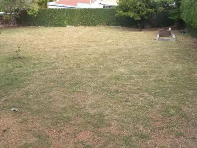 Terreno / Lote para Venda em Atibaia/SP Vila Petrópolis