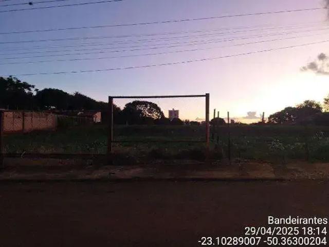 Terreno / Lote para Venda em Bandeirantes/PR Vila Santa Maria