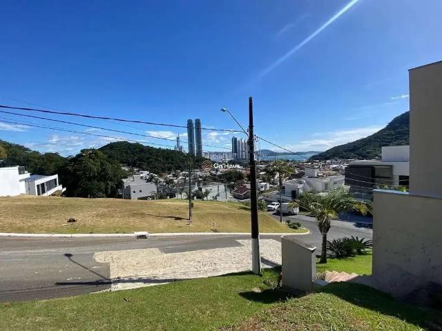 Terreno / Lote para Venda em Balneário Camboriú/SC Barra