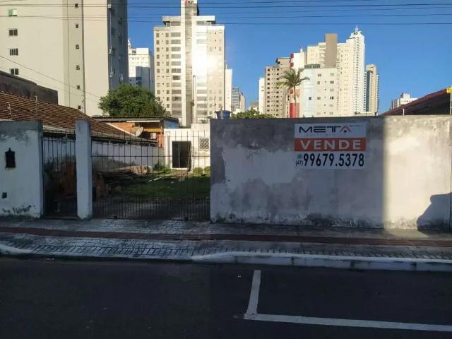 Terreno / Lote para Venda em Balneário Camboriú/SC Centro