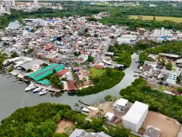 Terreno / Lote para Venda em Balneário Camboriú/SC Jardim Iate Clube