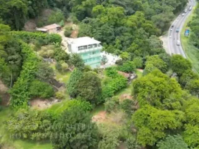Terreno / Lote para Venda em Balneário Camboriú/SC Praia do Estaleirinho